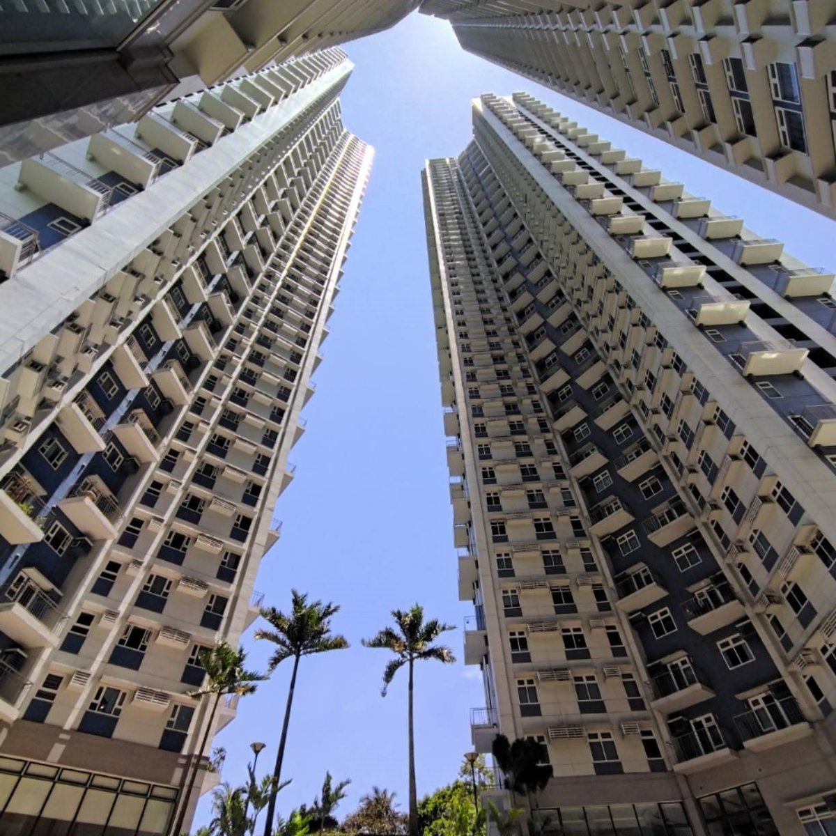 For Sale: Trion Tower BGC, Tower 2, 54.18 sqm, 2 bedroom, Bare [Condos ...