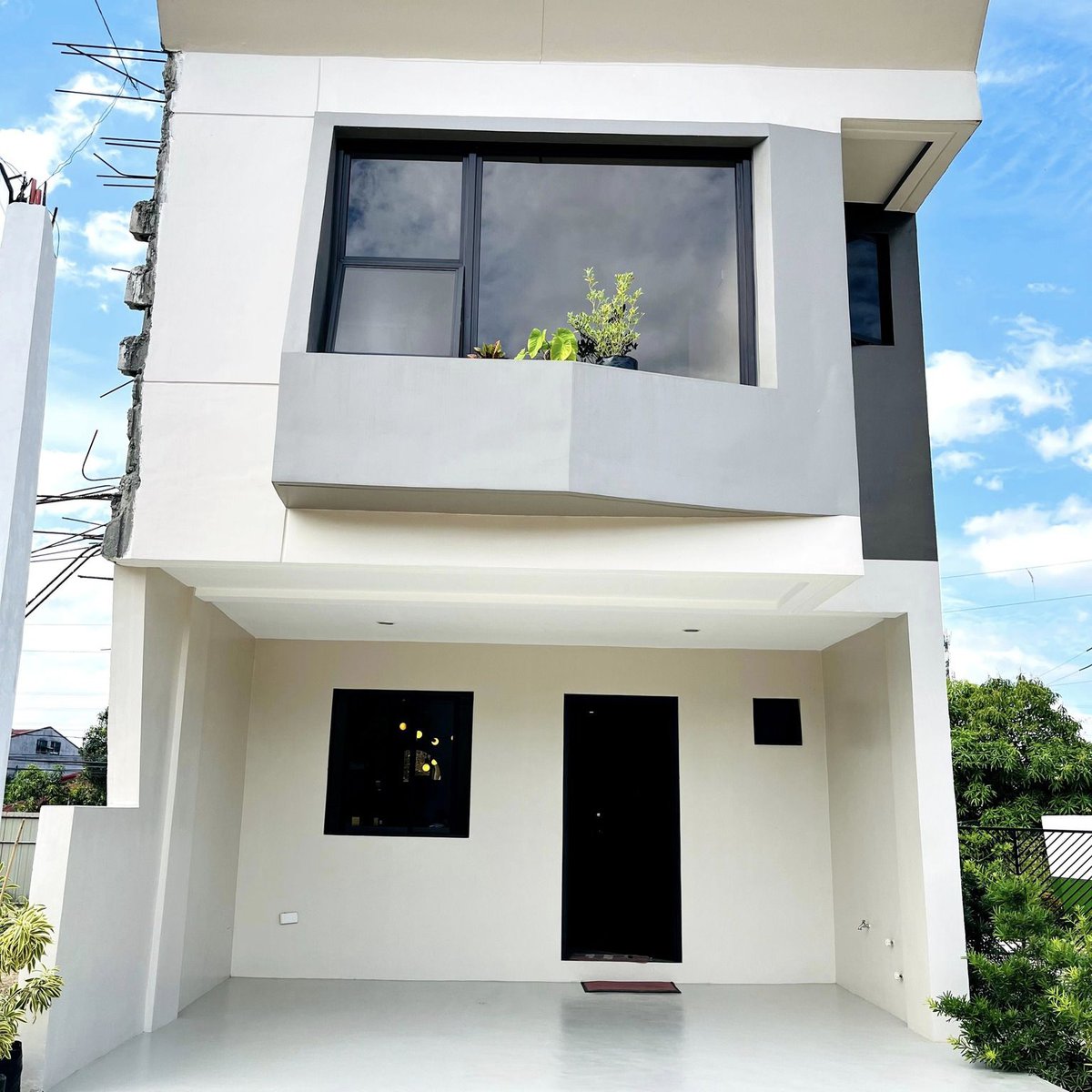 One Amari Place - Masinag 2, near SM and LRT Masinag Station [House and ...