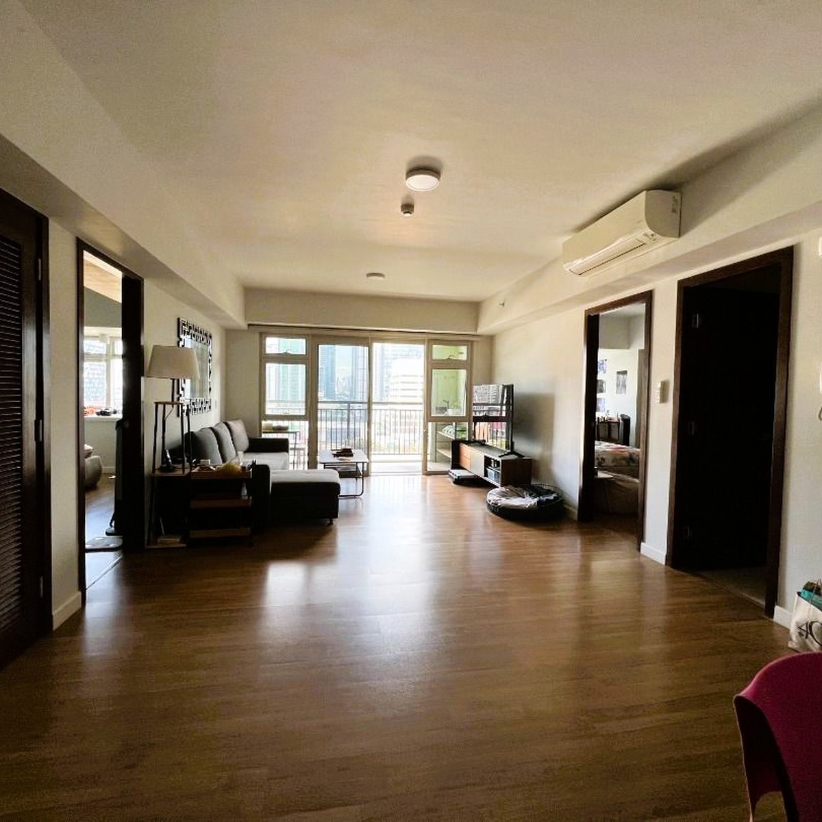 Verve Residences BGC Tower 2 for Sale, 2BR w/Balcony (105 sqm) [Condo 🏙 ...