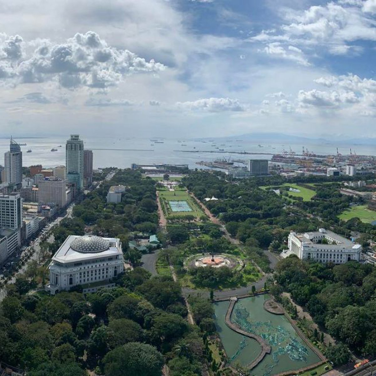 PENHOUSE 2 BEDROOM with 2 parking @ TORRE DE MANILA FOR SALE [Condo 🏙️ ...