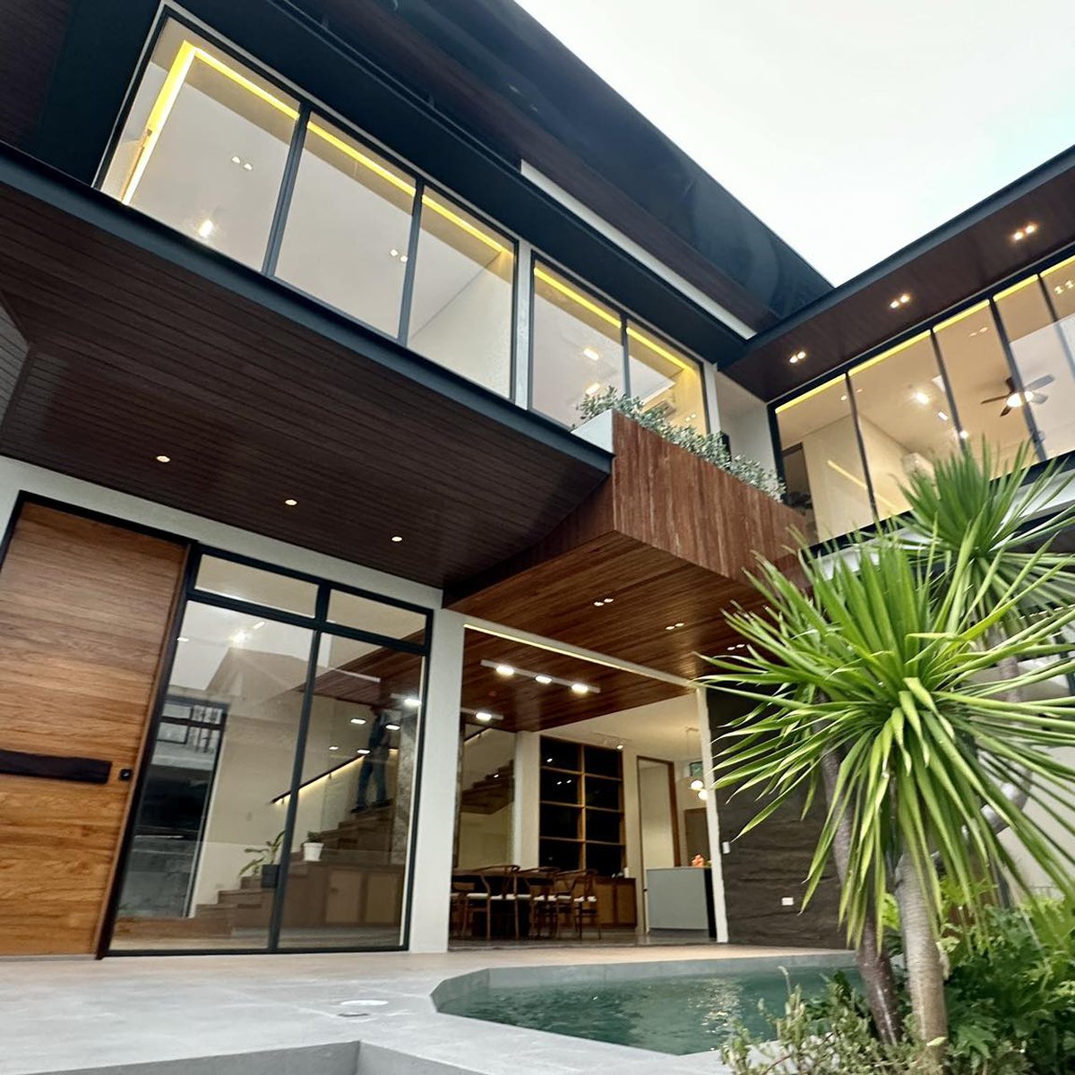 Modern Smart House and Lot in Antipolo City Overlooking City Skyline ...