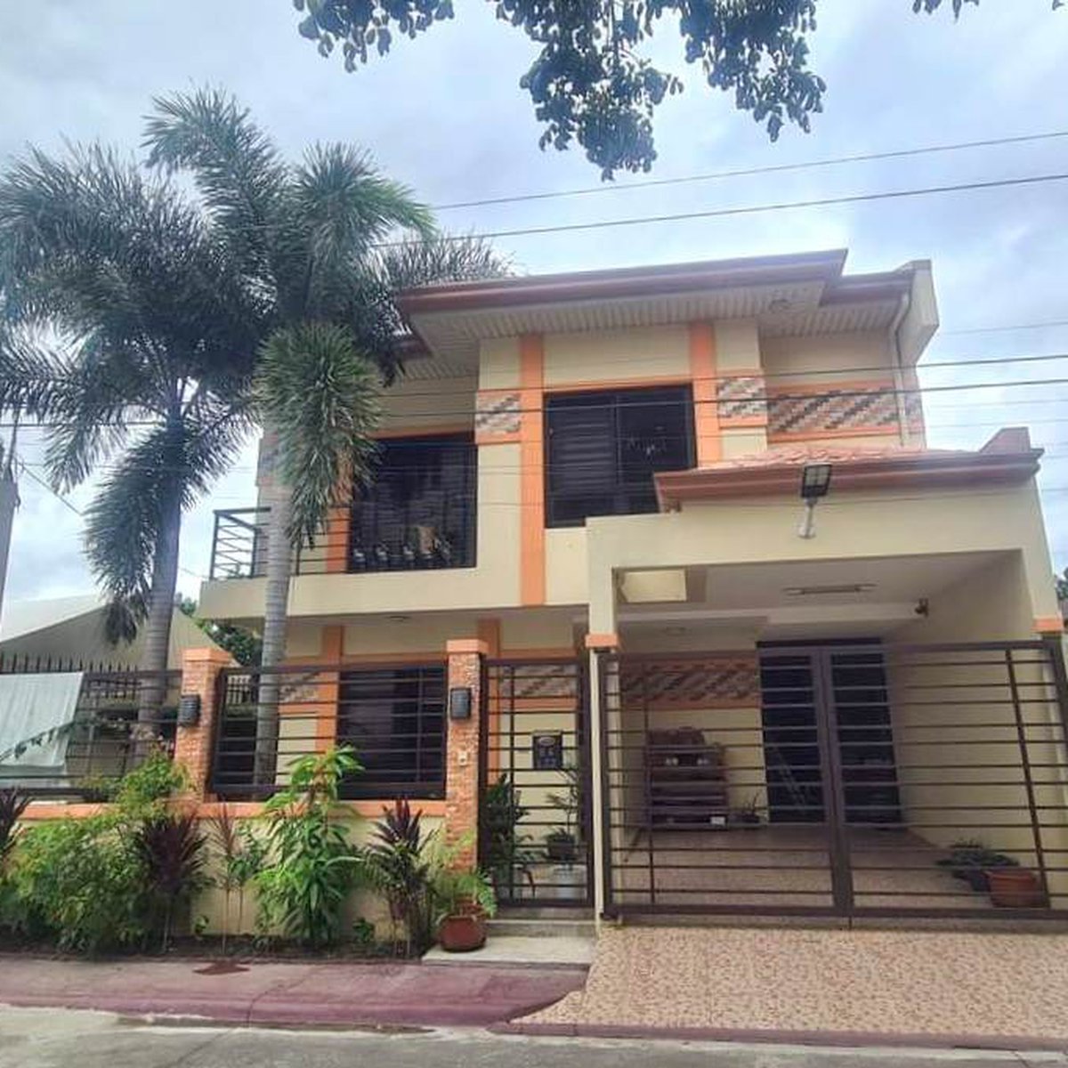 MODERN FURNISHED TWO-STOREY HOUSE IN PAMPANGA NEAR NLEX AND SNR DAU ...
