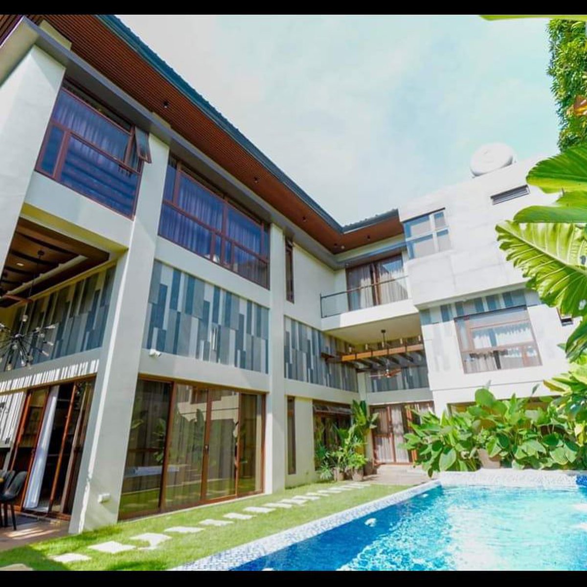 For SALE Brand new and Luxurious House in Multinational Village [House ...