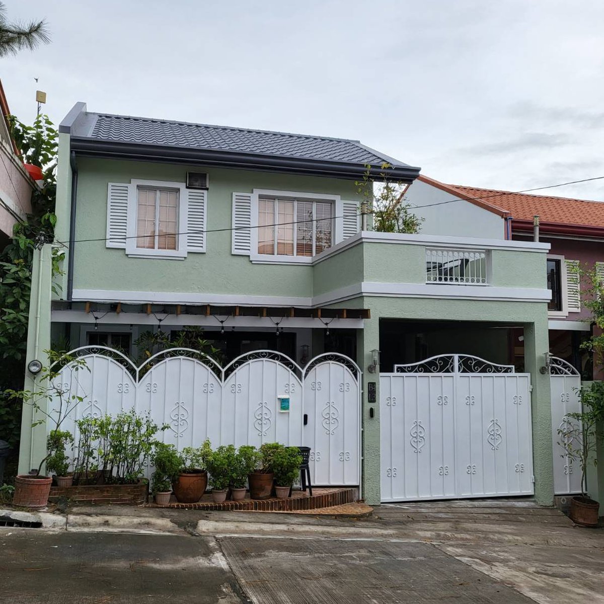 3 Bedroom gated house inside private subdivision [House and Lot 🏘️ ...