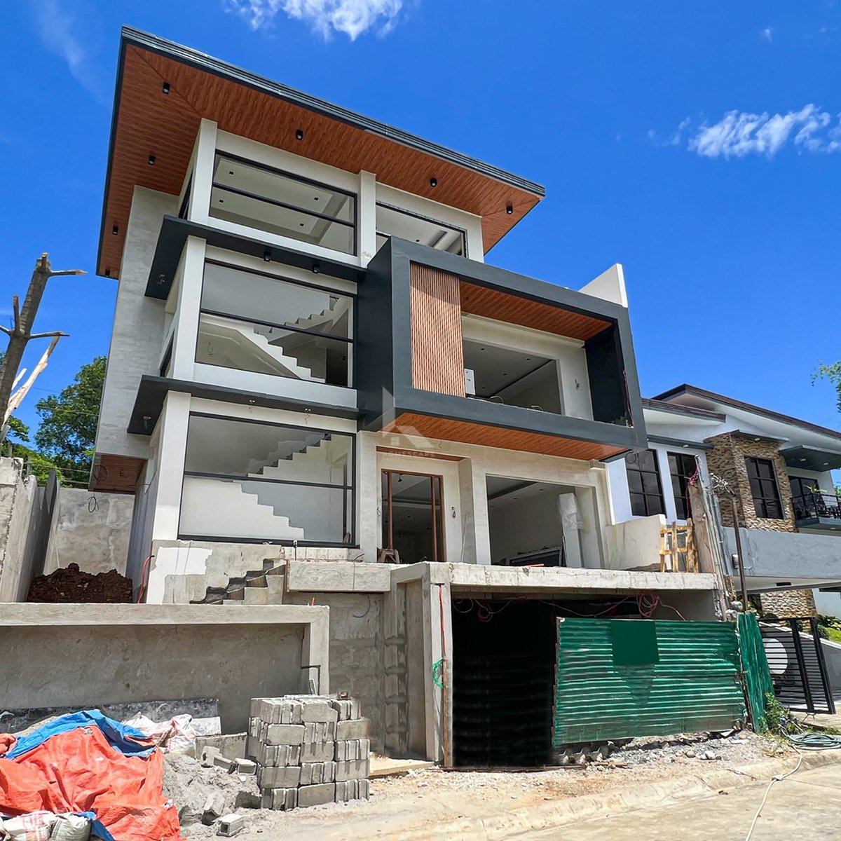 Multi-level Modern Contemporary Home in Taytay Rizal [House and Lot 🏘️ ...
