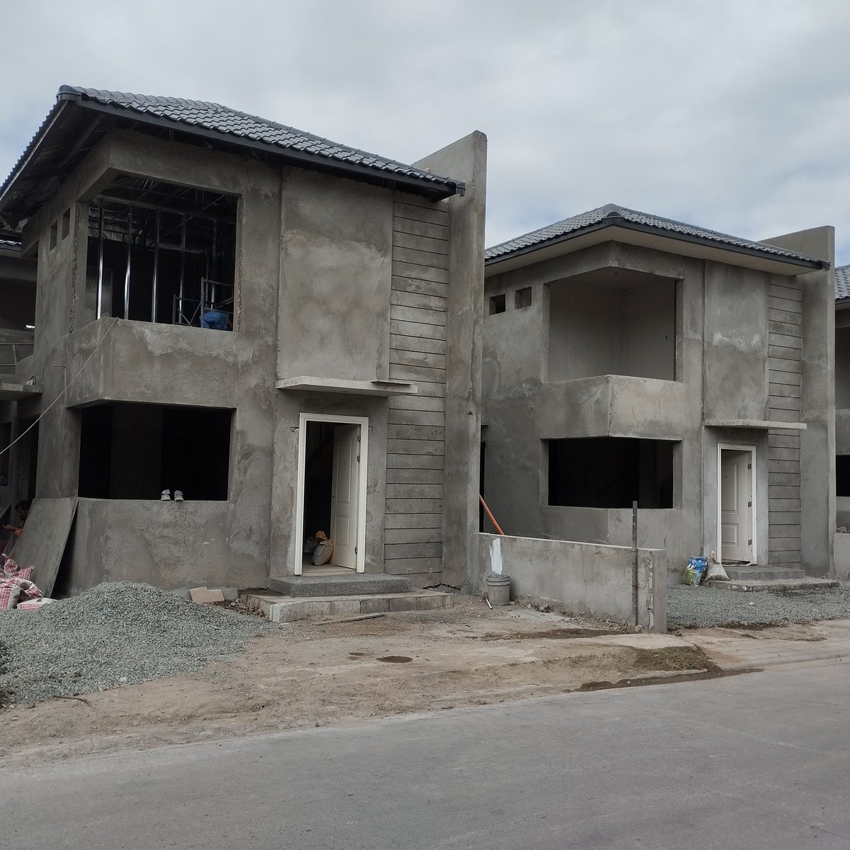 RFO Ready For Occupancy House and lot in San Pedro [House and Lot 🏘️ ...