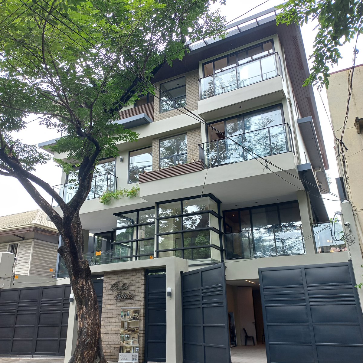 5-bedroom Duplex / Twin House For Sale in Manila Metro Manila [Houses ...