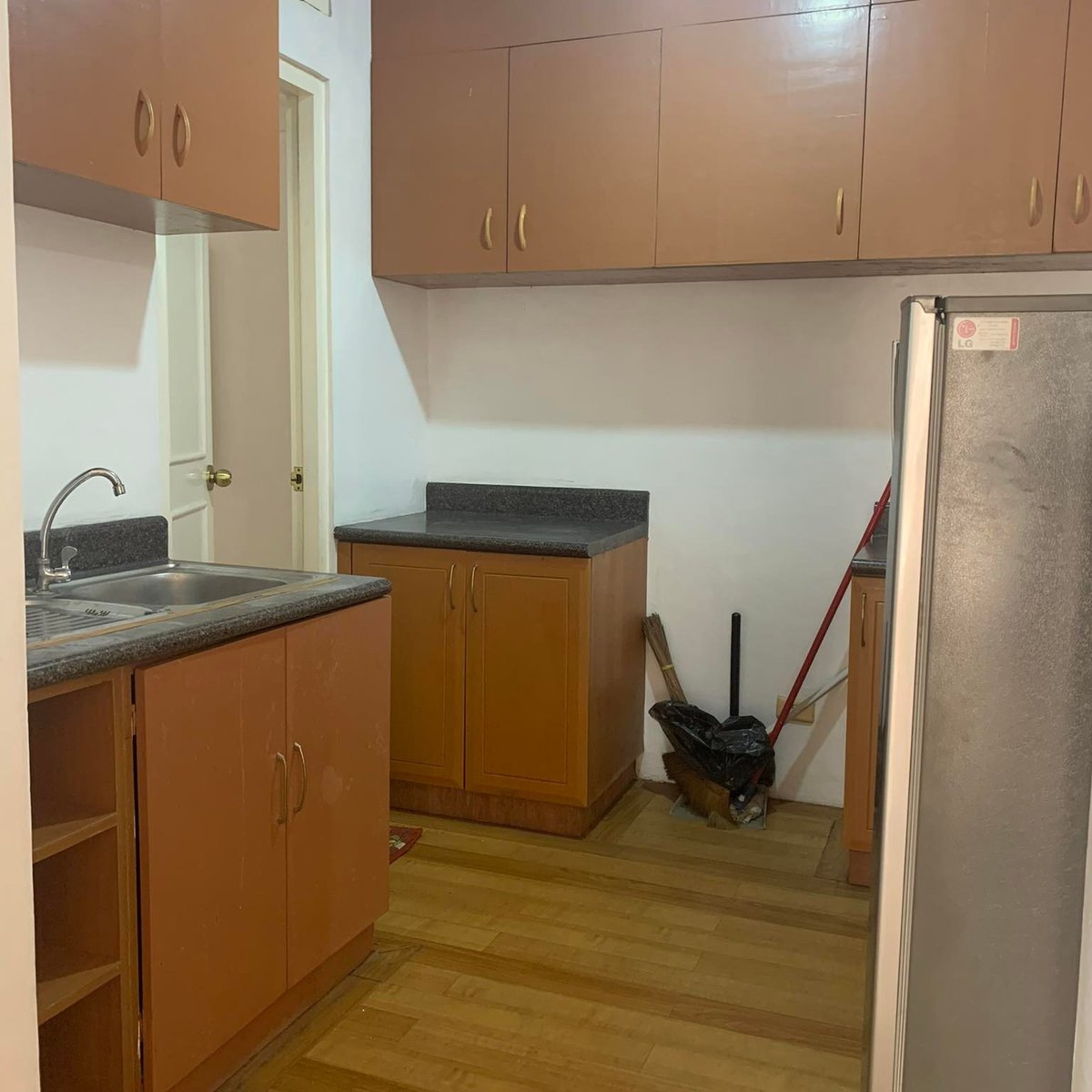 2 Bedroom Unit for Sale in Amvel Mansion Paranaque City [Condo 🏙️ ...