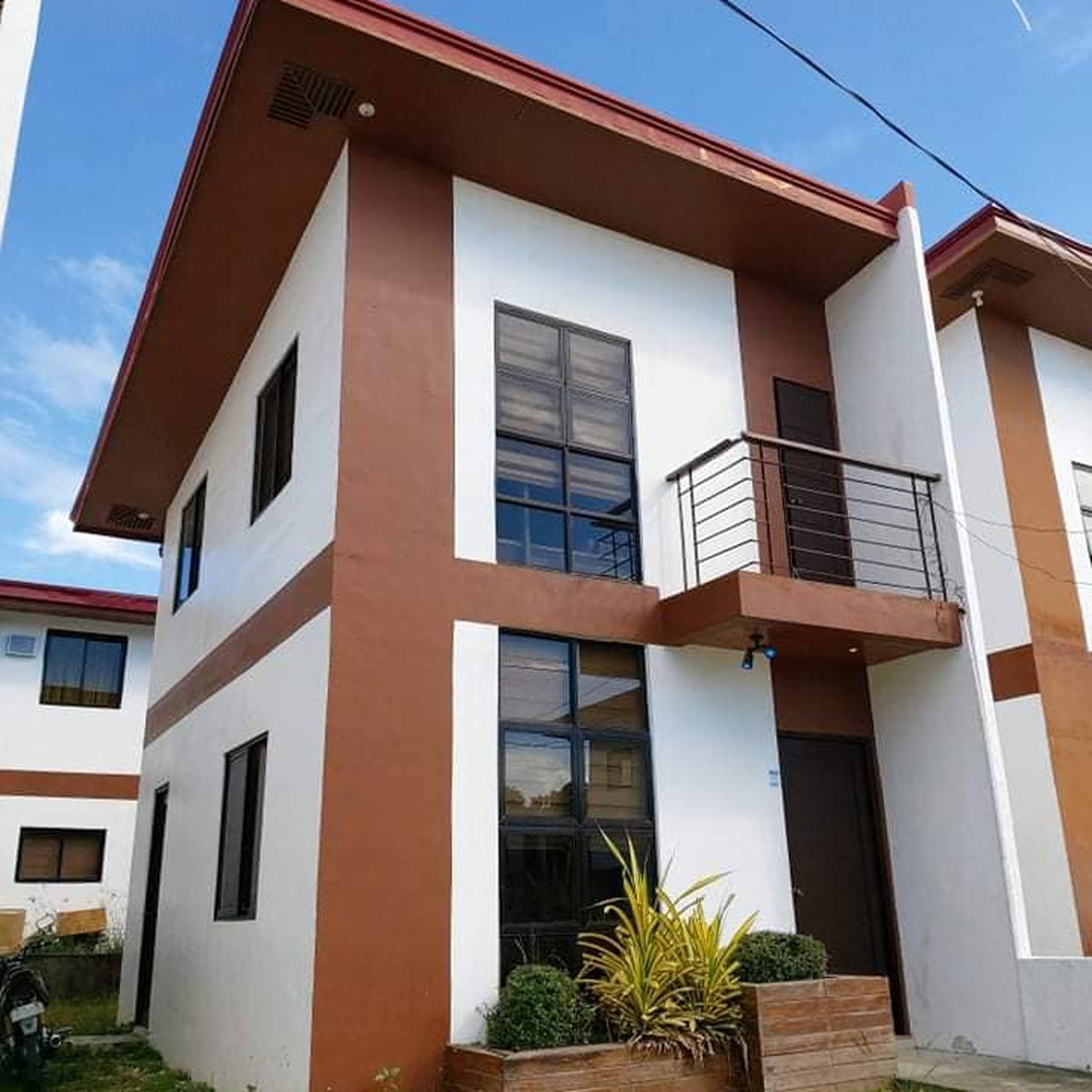 Very Affordable Single Attached House very near to Tagaytay [House and ...