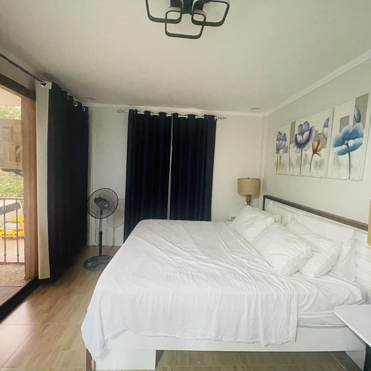 5-Bedroom House in front of Amenities at Daang Hari near Villar City ...