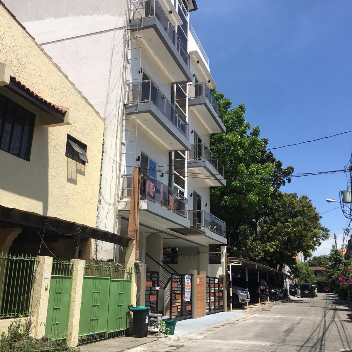 5-Level Residential/Commercial Building near Terminals 1-4 [Condo 🏙️ ...