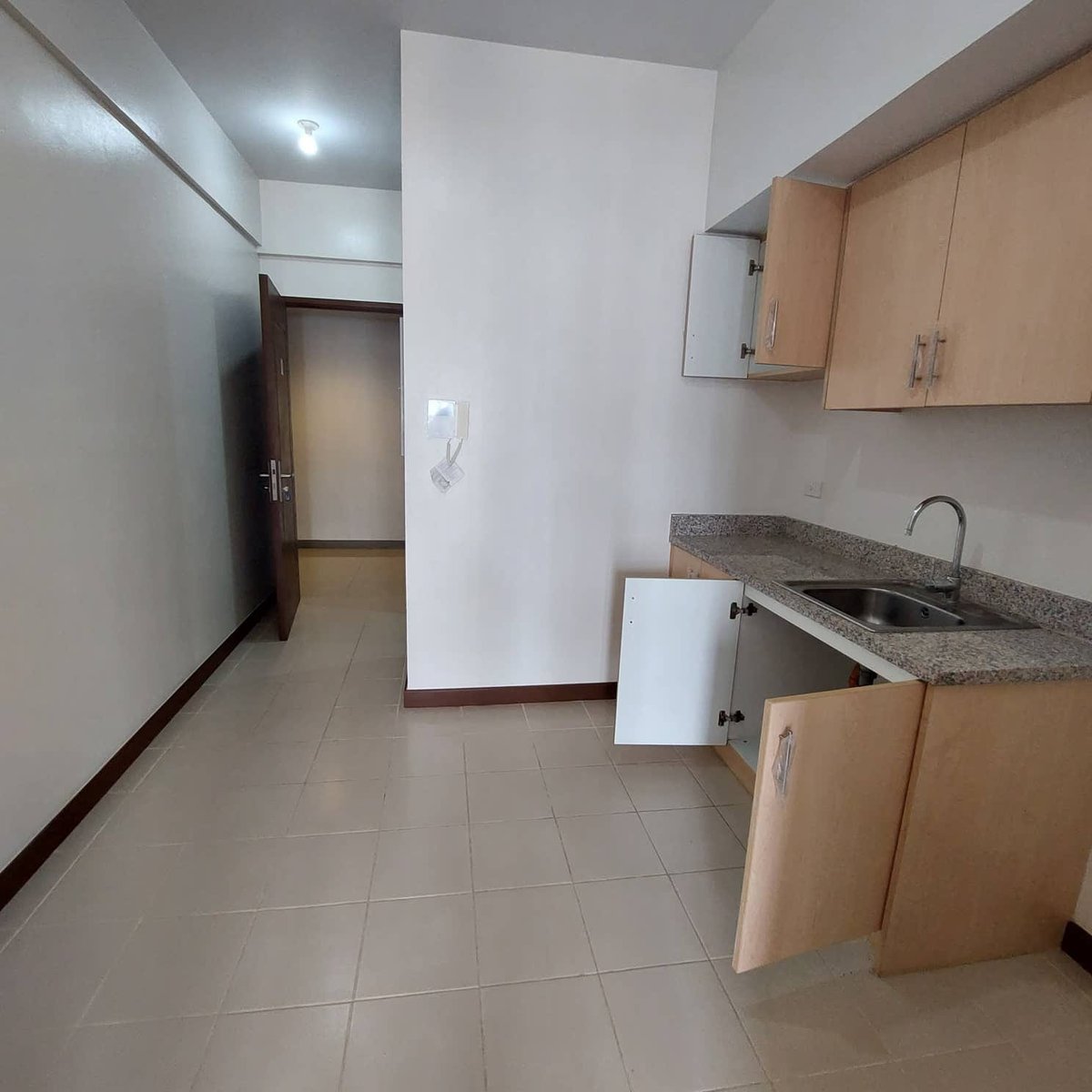 Paseo de roces studio ready for occupancy in makati [Condo 🏙️] (April ...