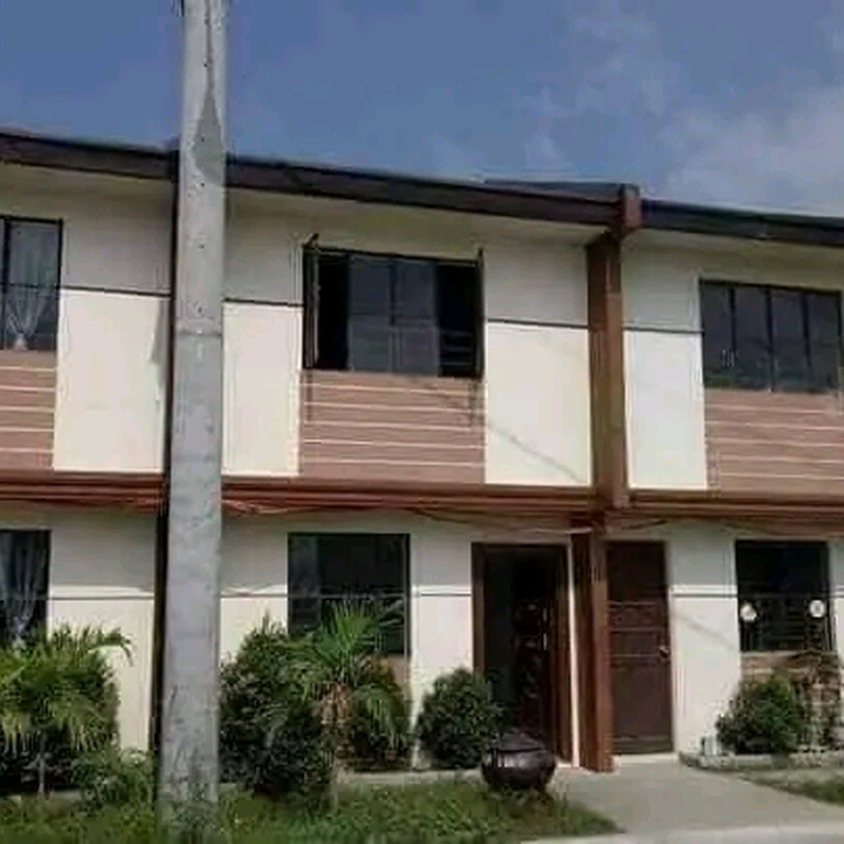 READY FOR OCCUPANCY HOUSE IN LOT FOR SALE SAVANNA VILLE IMUS [House and ...