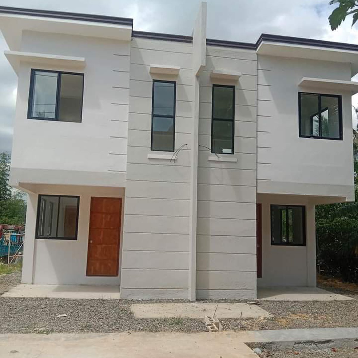 2-bedroom Townhouse For Sale in Summerville Subdivision Carcar Cebu ...