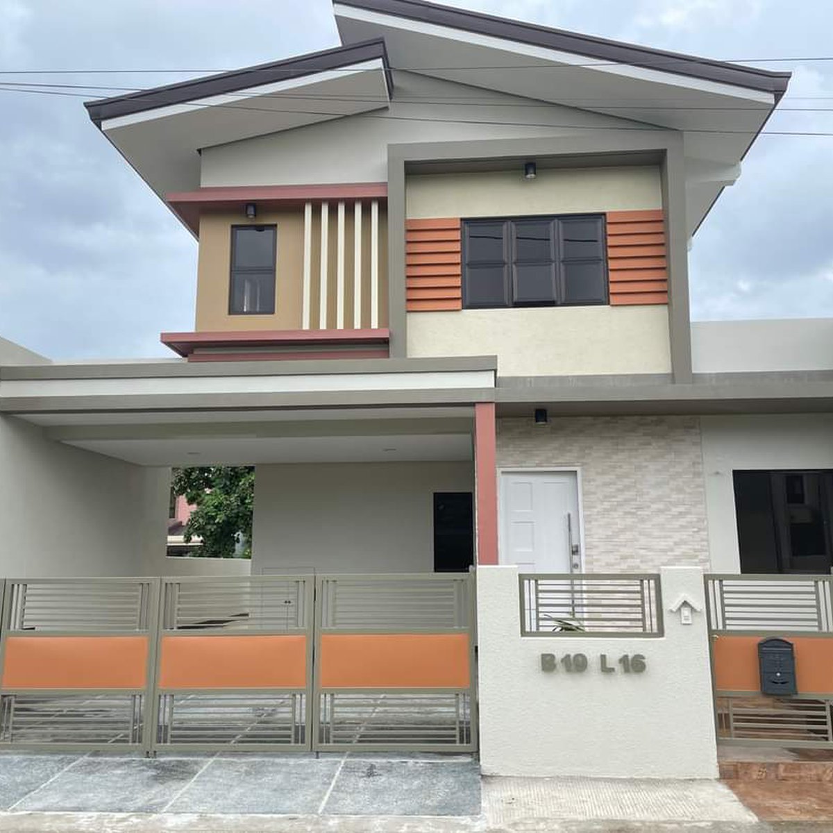 House and lot in a Exclusive subdivision [House and Lot 🏘️] (September ...