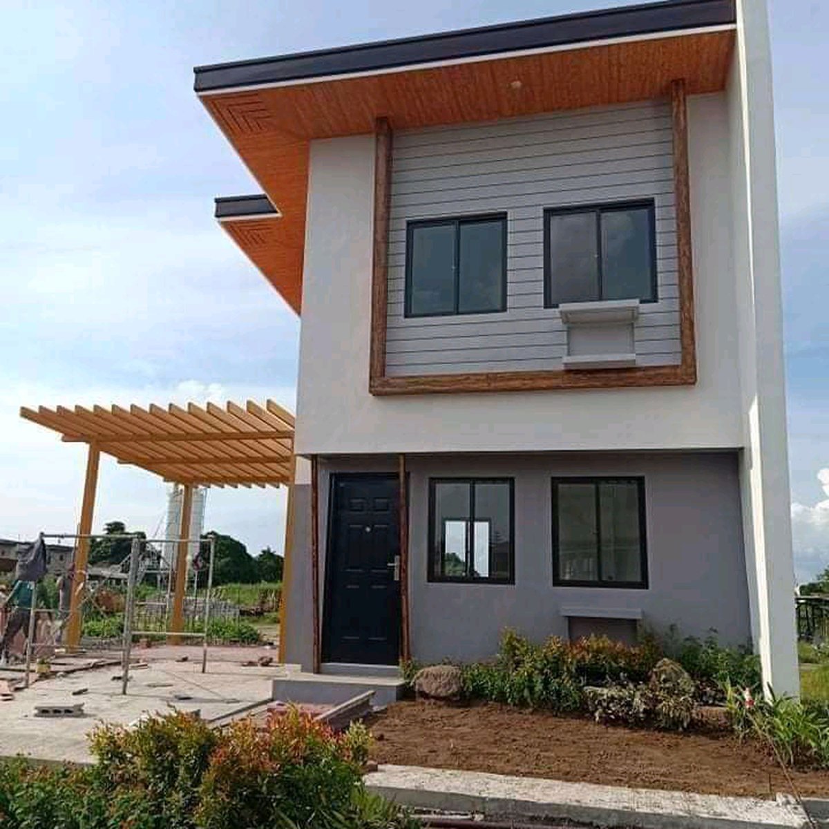 Single attached Pre - selling housing project of ACM Homes Imus [House ...