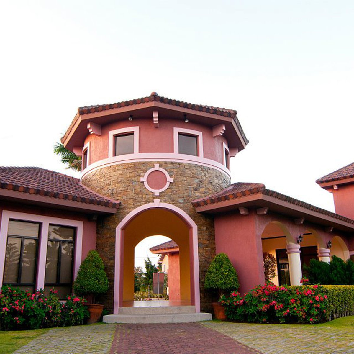 Fortezza crown asia [House and Lot 🏘️] (November 2023) in Cabuyao ...