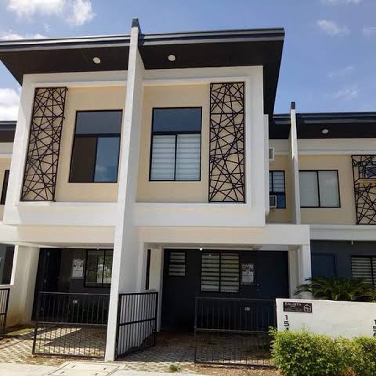 Phirst Park Homes Batulao Batangas (Calista mid townhouse) Pre Selling ...