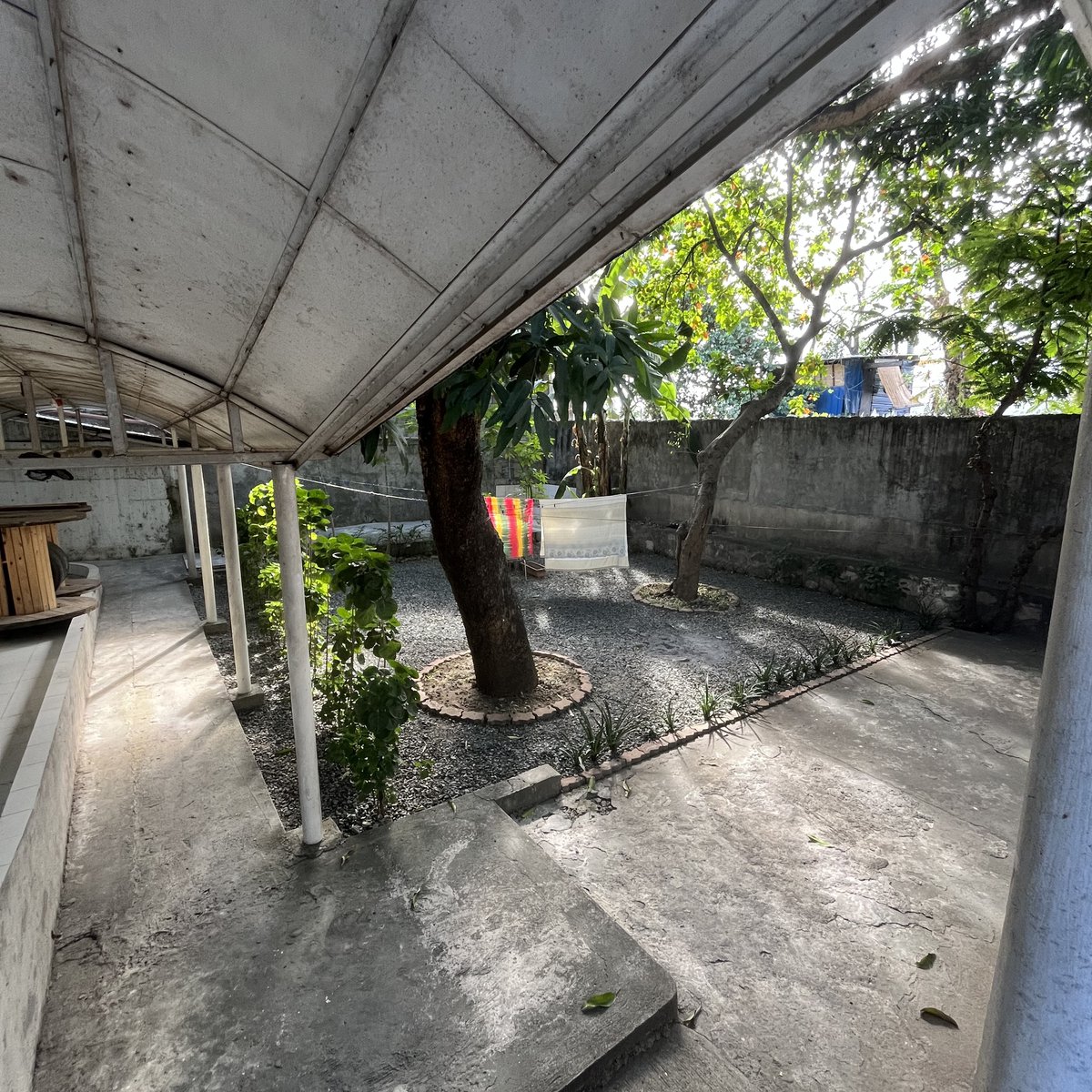 For Sale: Spacious Property in Merville Park, Paranaque [House and Lot ...