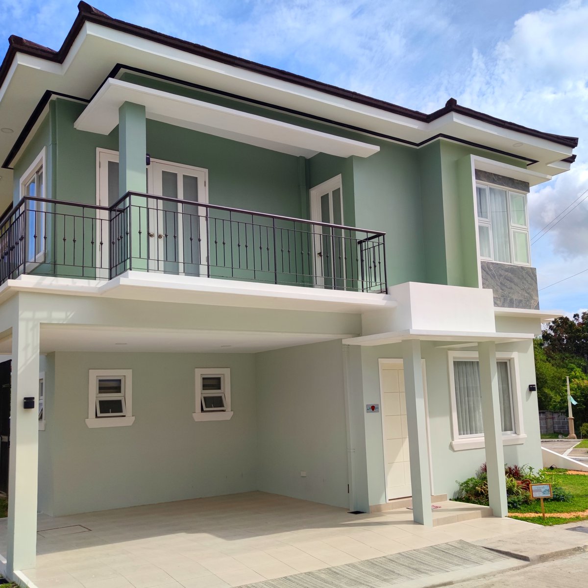 House and lot for sale in dasma cavite near de la salle dasma [House ...
