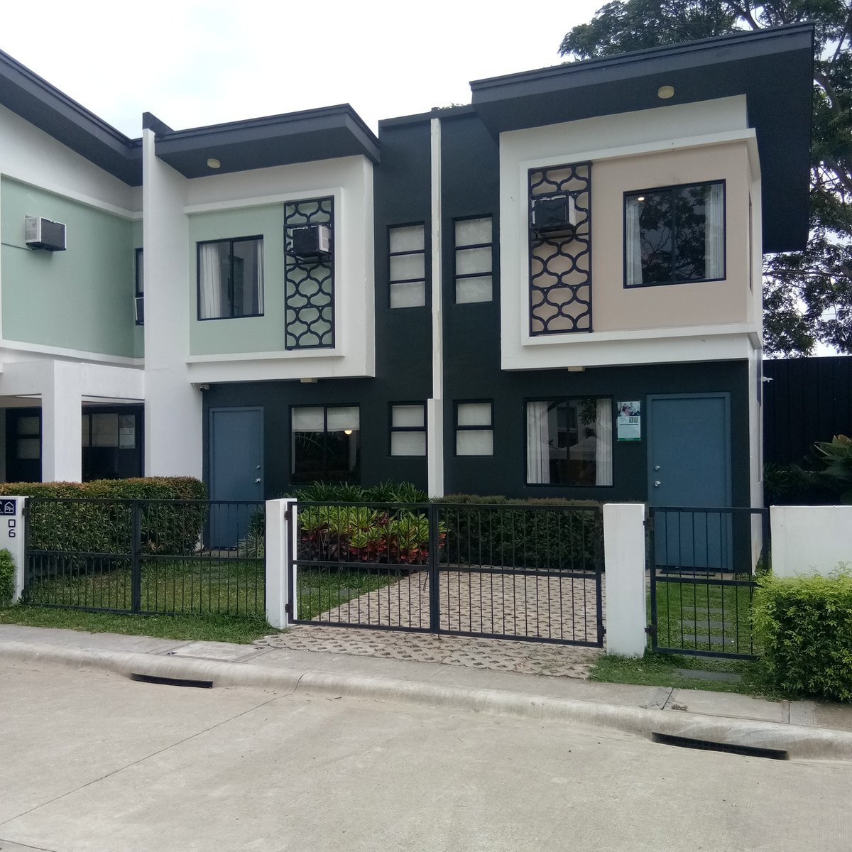 3-bedroom CALISTA PAIR - PHIRST PARK HOMES NAIC (CALISTA PAIR) 90 sqm ...