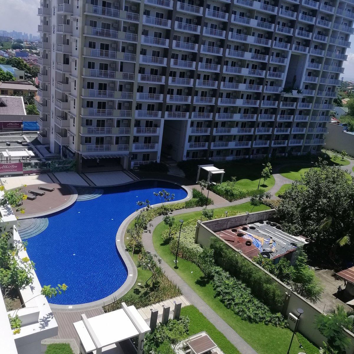 2BR with Parking condo for Rent Paranaque city near SM BF, SLEX [Condo ...