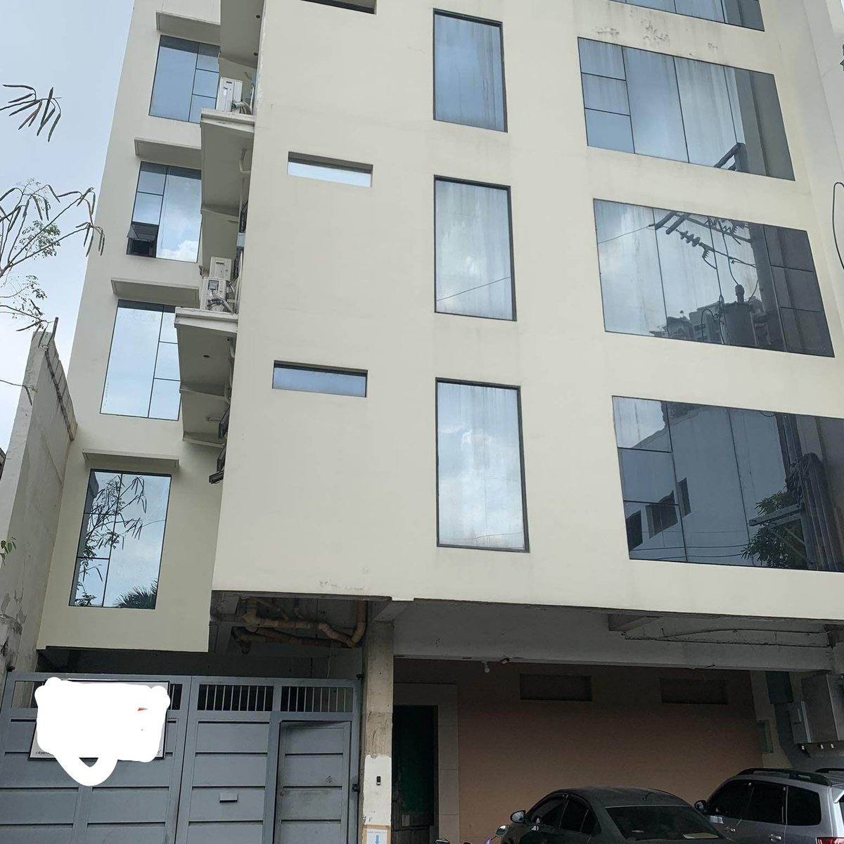 1633sqm 6 Storey Office Building in Mandaluyong [Commercial Property 🏭 ...
