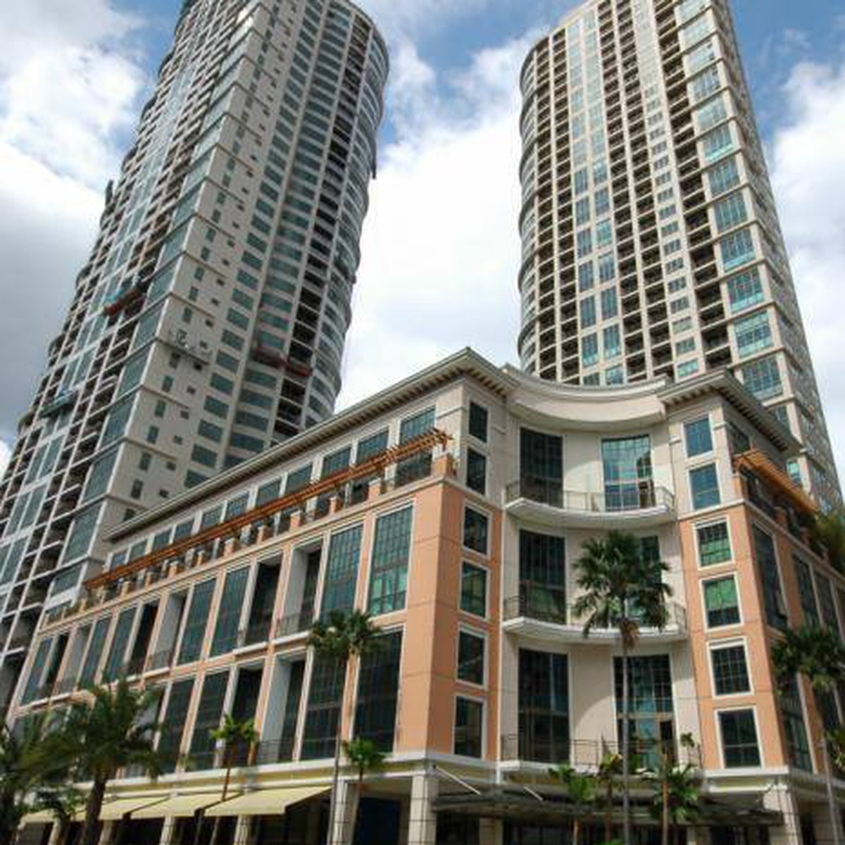 60.00 sqm -1bedroom Condo For Rent in Makati , Metro Manila [Condo 🏙️ ...