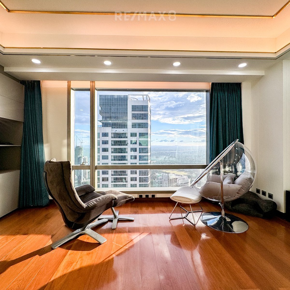 FOR SALE: 2BR Condo Unit in Horizon Homes BGC [Condo 🏙️] (March 2024 ...