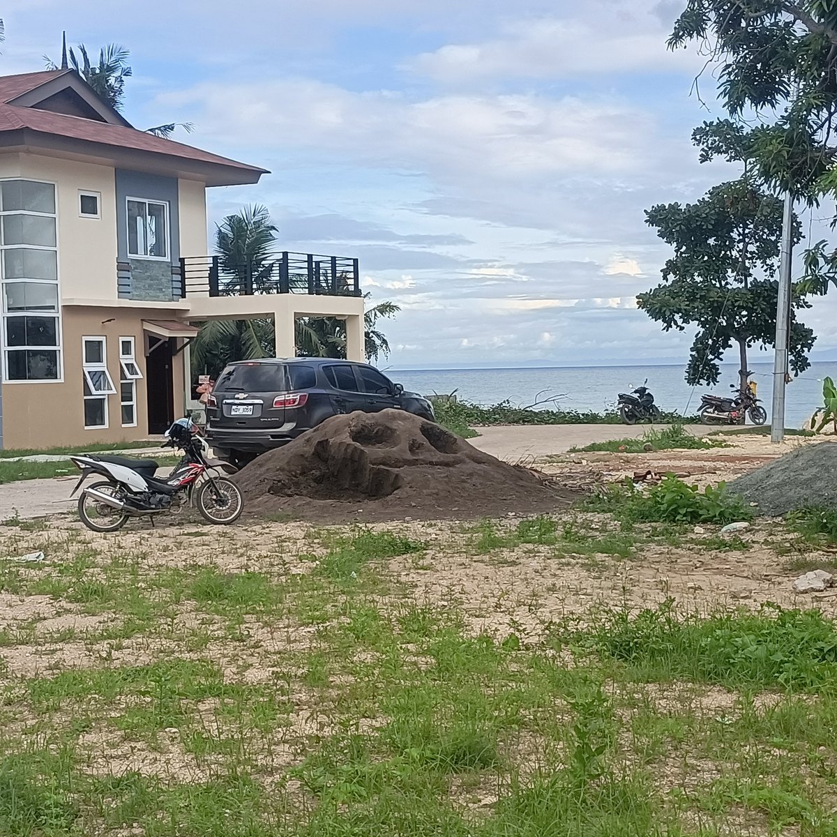 2-bedroom Townhouse For Sale in Naga Cebu near Beach [House and Lot 🏘️ ...