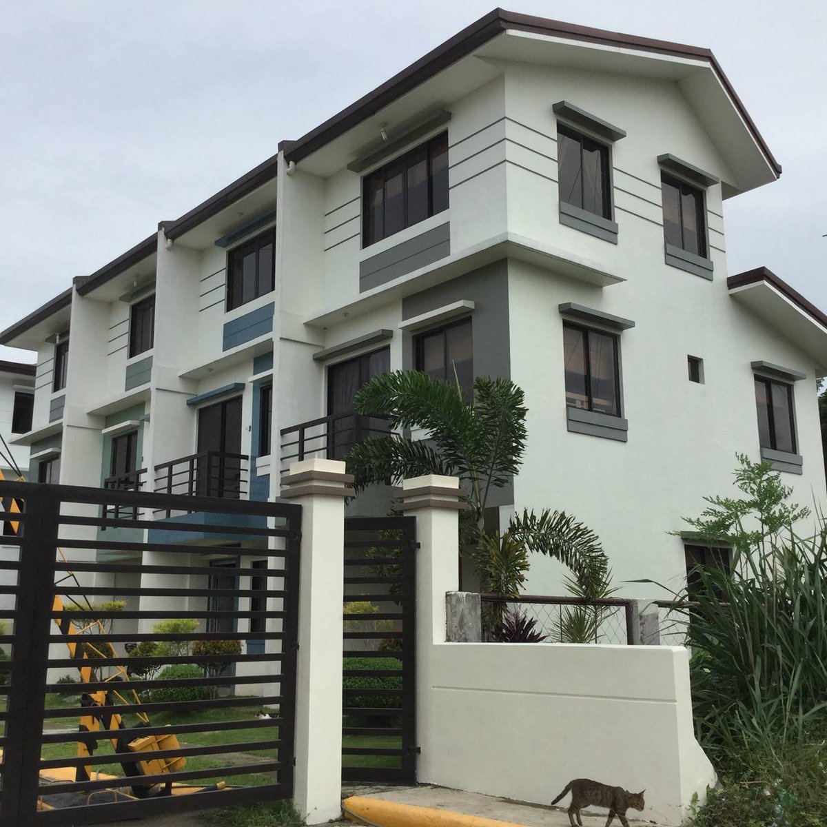 3 Storey house and lot for Sale I TREELANE VILLAS Bayan Luma Imus ...