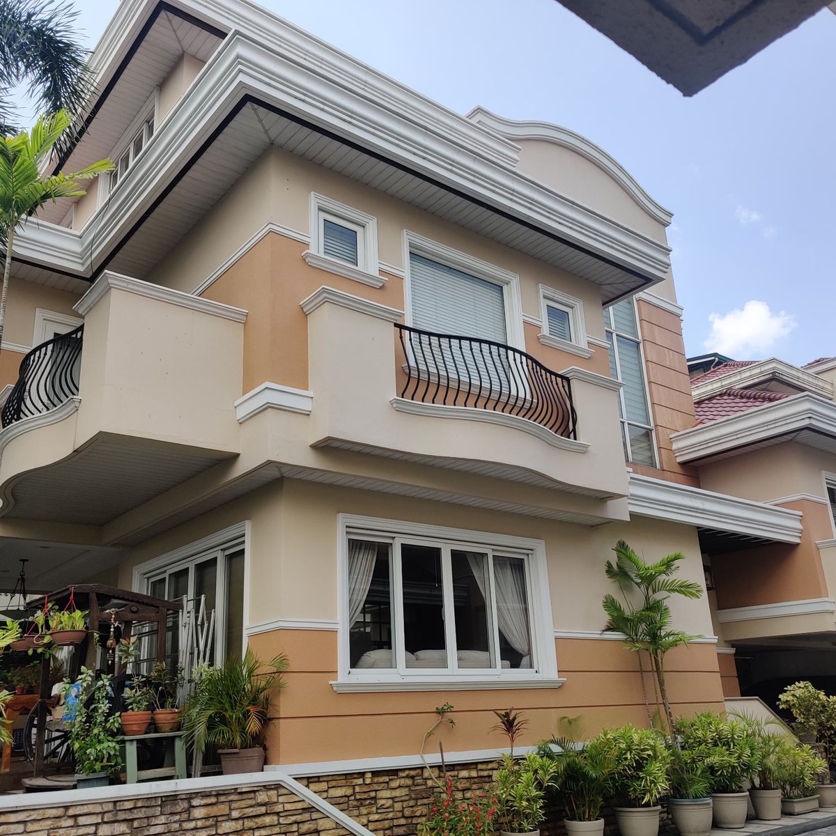 House and Lot for Sale in New Manila Quezon City [Houses and Lots 🏘️ ...