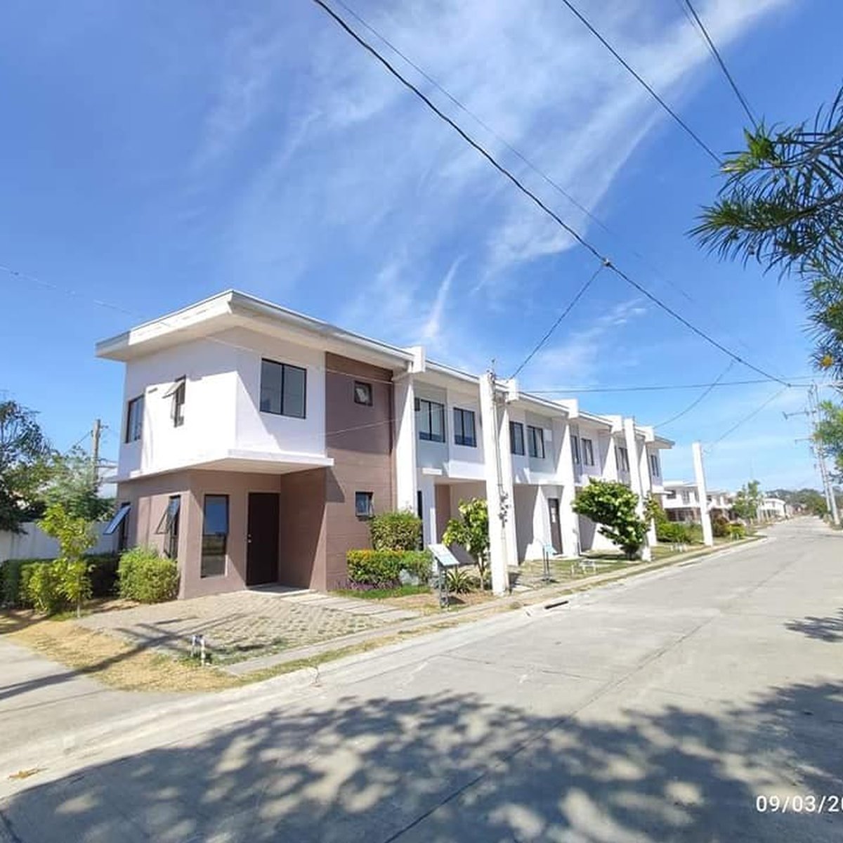 3BR Townhouse (Complete Finished) in Amaia Series Vermosa Imus Cavite ...