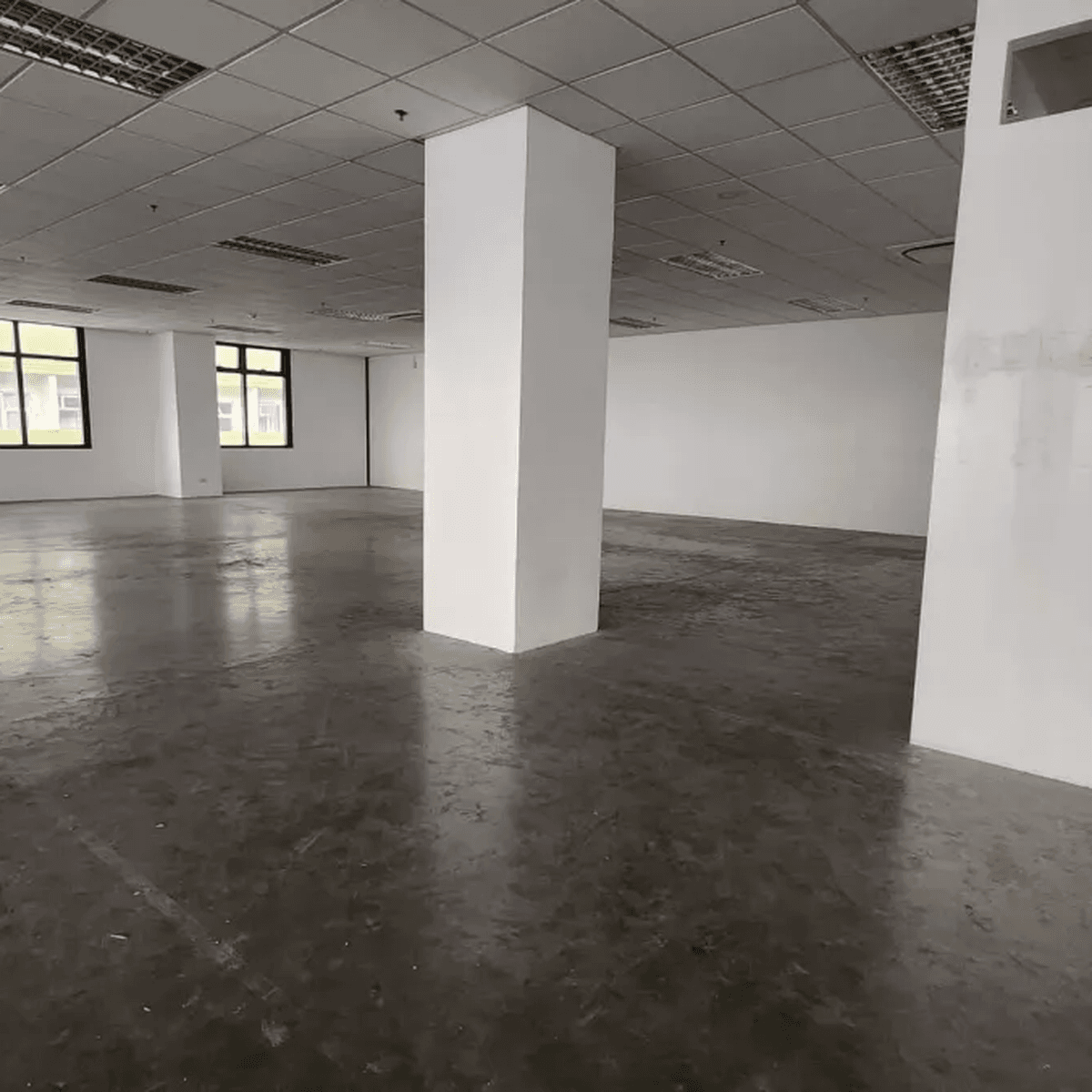 Warm Shell Office Space for Lease in Quezon City 1000 sqm [Commercial ...