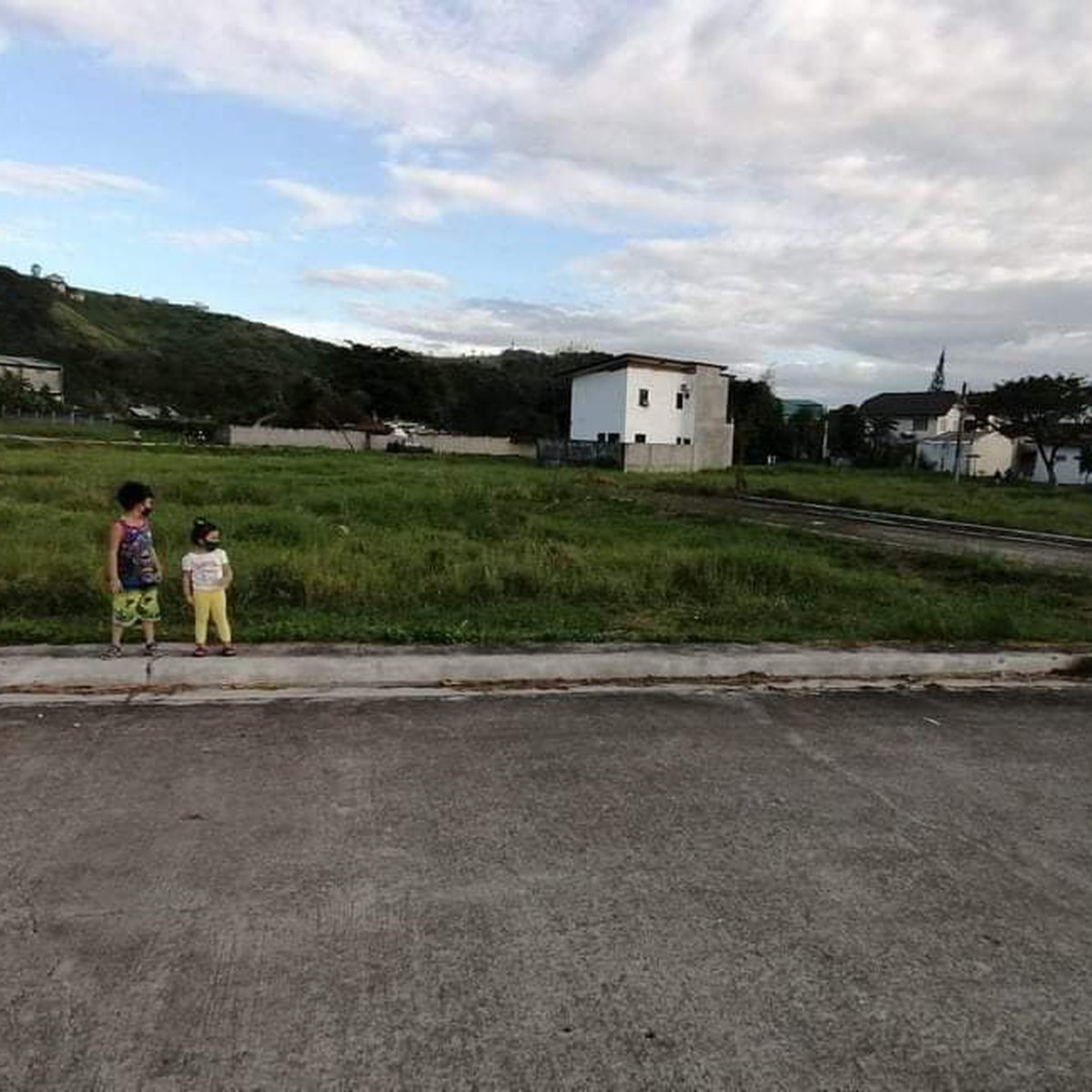 Metropolis East Binangonan 297sqm Residential Lot [Lot 🚜] (February ...