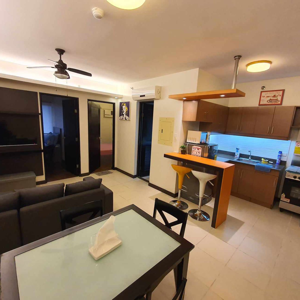 50.00 sqm 2-bedroom Condo For Rent in Alabang Muntinlupa Metro Manila ...