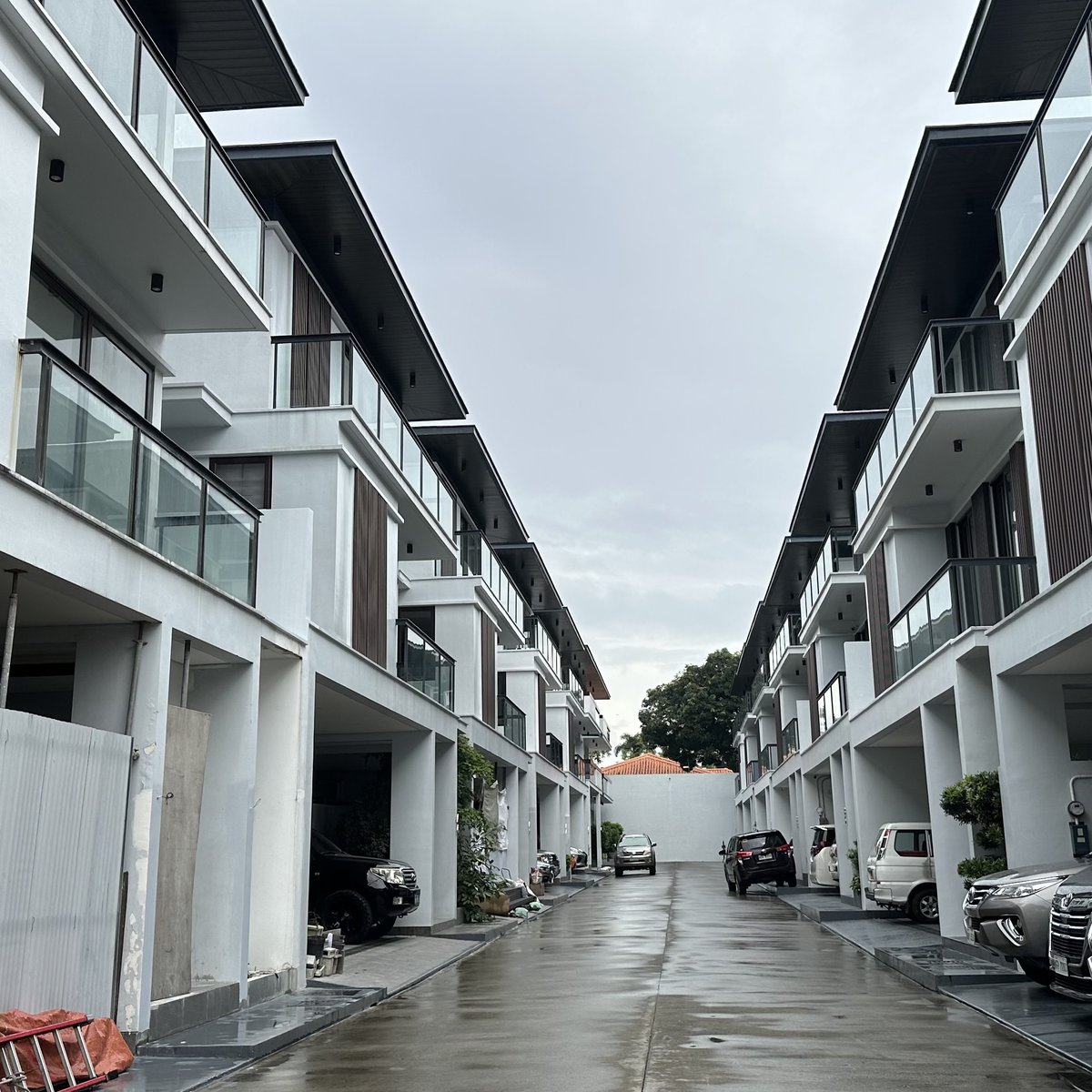 130M House and Lot in New Manila One Hemady Quezon City [House and Lot ...