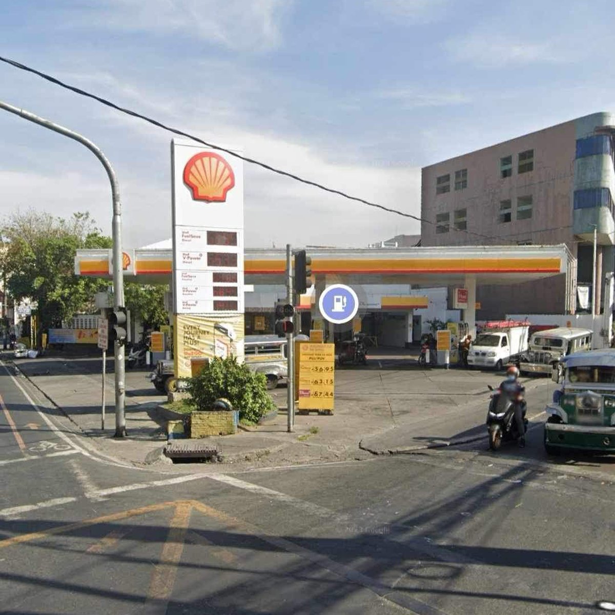 Premium Investment! Commercial Lot in Mandaluyong, Gasoline Station ...