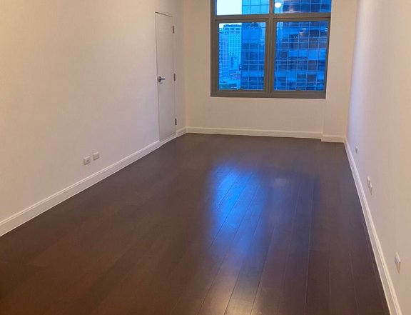 One Bonifacio High Street [15,496 Properties] (July 2023) on ...