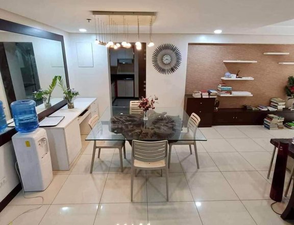 Four Neo Centre [1,010 Properties] (July 2023) on OnePropertee.com