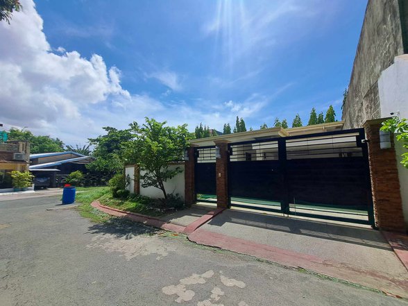 Marcelo Green Village House And Lot For Sale Paranaque [5,918 ...