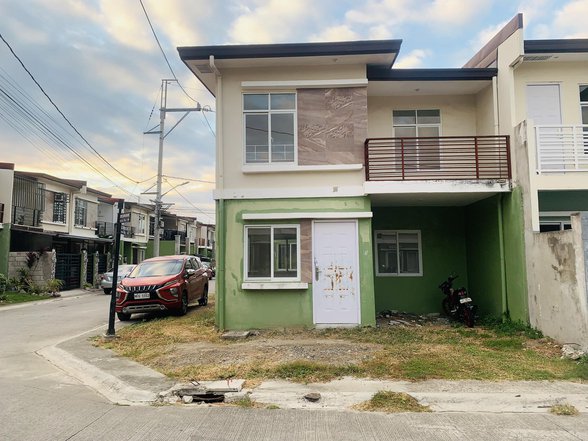Adelle Lancaster House And Lot For Sale General Trias Cavite [664 ...