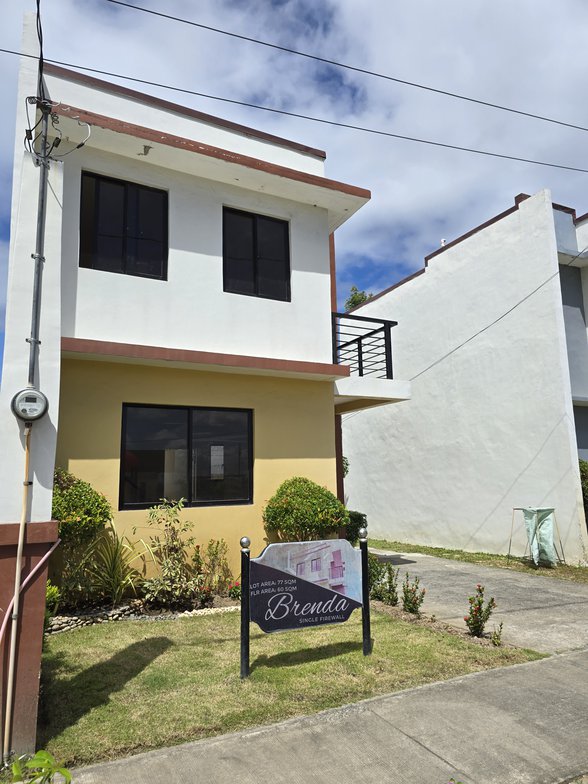 Single Attached House For Sale Cavite Economic Zone General Trias ...