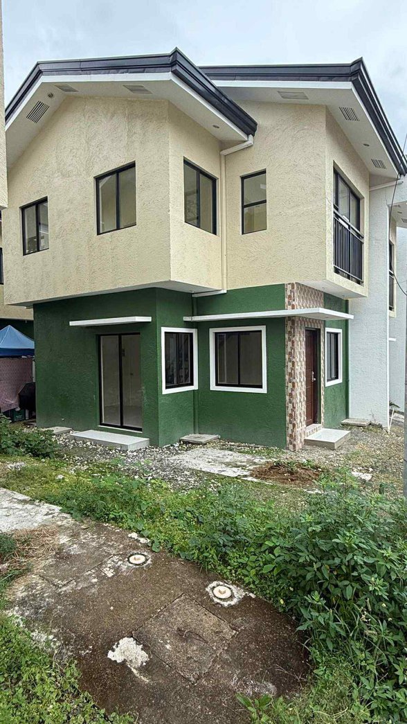 3 Bedroom Unfurnished For Rent Teachers Village [9,246 Properties ...