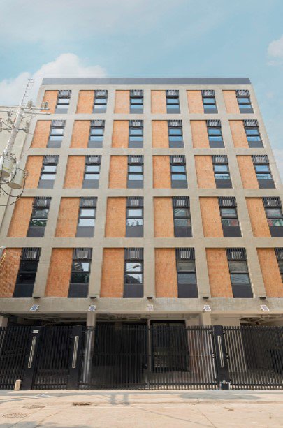 Luz Building Makati [17,070 Properties] (May 2025) on OnePropertee.com