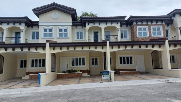 Axis Tower One Alabang [23,567 Properties] (November 2024) on ...