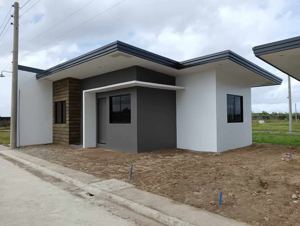 House And Lot For Sale Enrique B Magalona Saravia Negros Occidental [1 ...