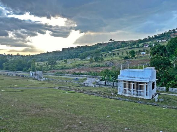 Divine Life Memorial Park Photos [25,691 Properties] (March 2024) on ...