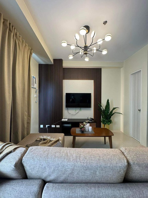 Grand Hyatt BGC Function Rooms [43,540 Properties] (December 2024) on ...