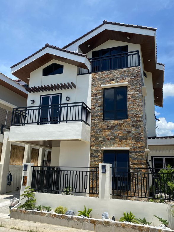 20 Million Pesos House In The Philippines [1,091 Properties] (December ...